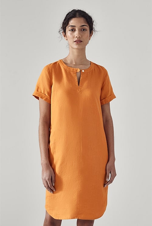 Golden Honey Linen Vent Neck Shift Dress - WOMEN Dresses | Trenery