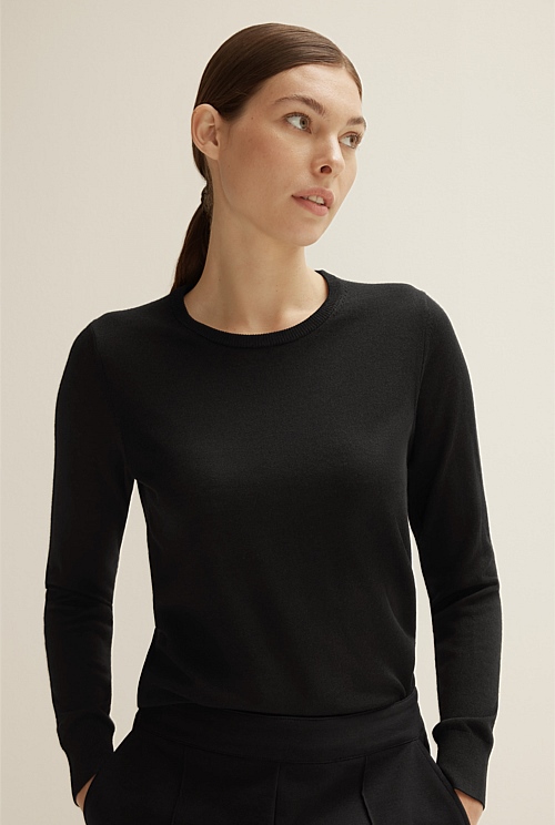 Black Merino Crew Neck Knit - WOMEN T-Shirts & Tops | Trenery