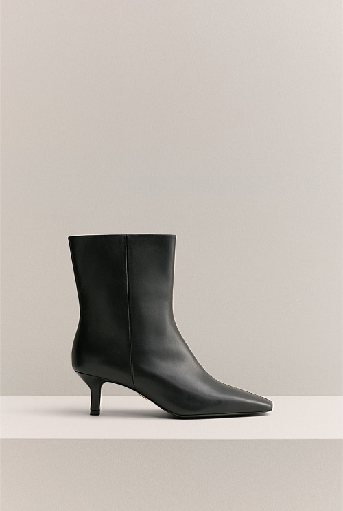 Black Frome Boot - WOMEN Heels & Wedges | Trenery