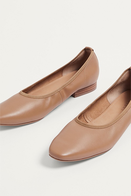 Barley Leather Elastic Back Ballet Flat - WOMEN Shoes | Trenery