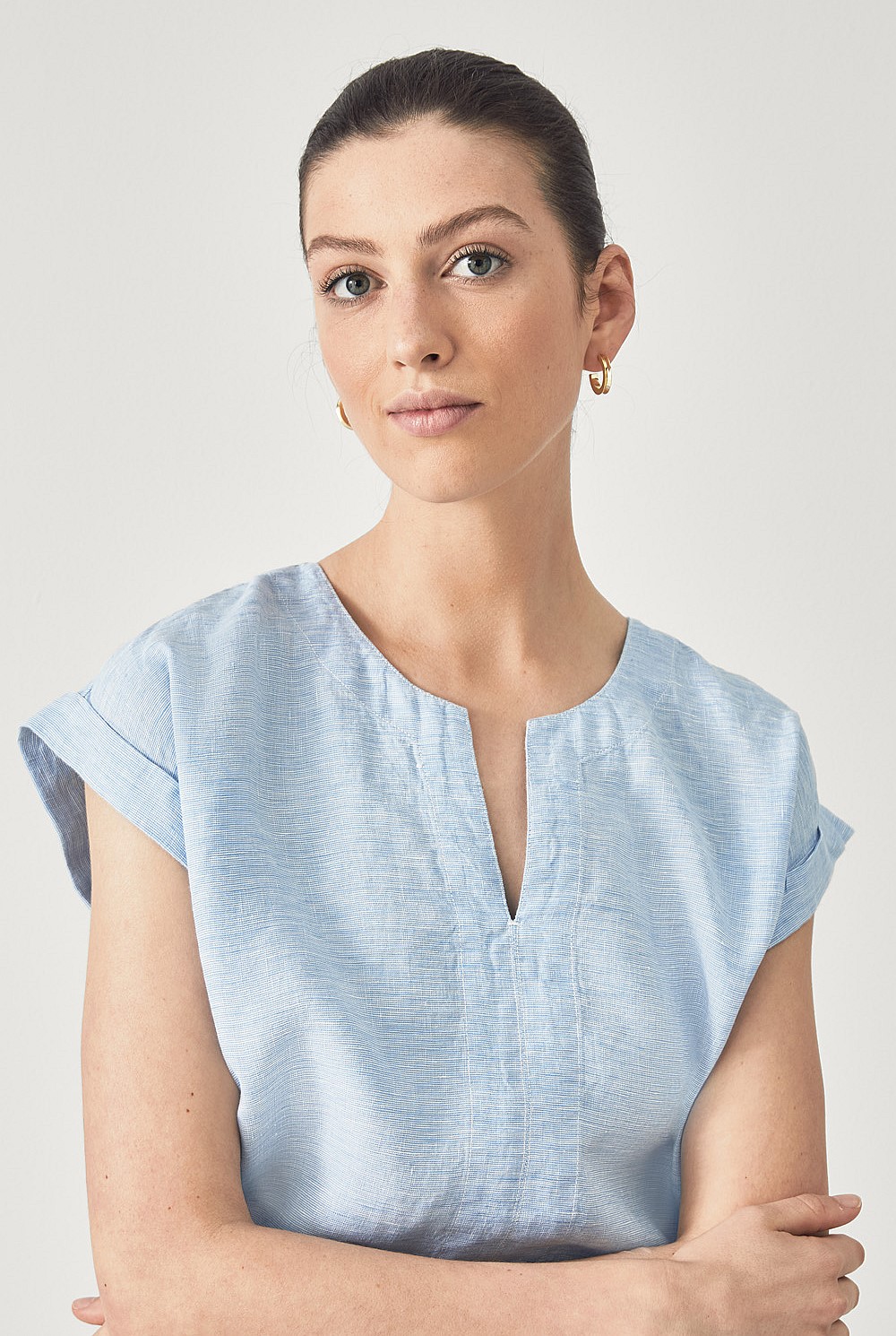 Chambray Blue Linen Yarn Dyed Vent Neck Top - WOMEN Shirts | Trenery