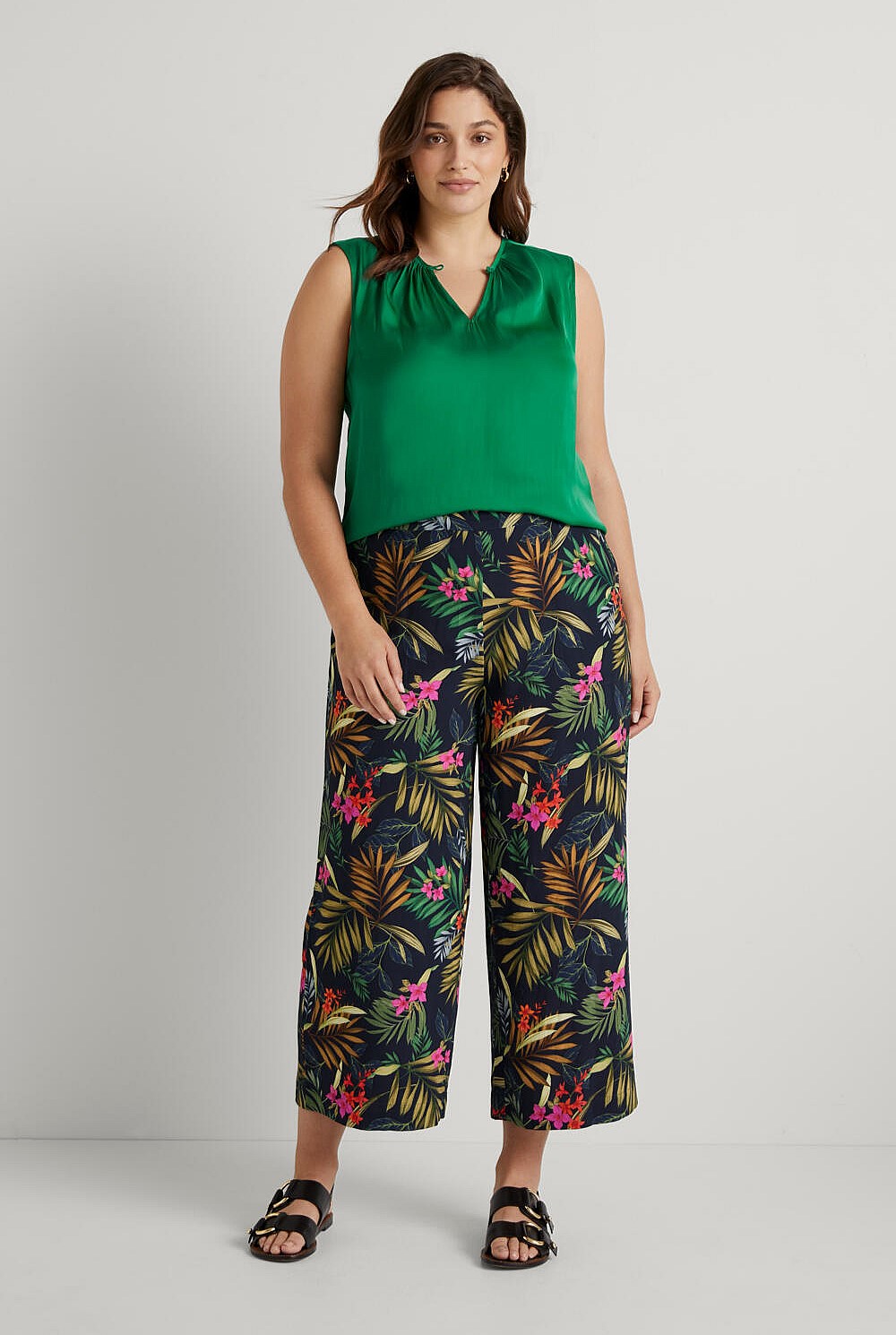 Amazon Green Vent Neck Sleeveless Blouse - WOMEN Shirts | Trenery