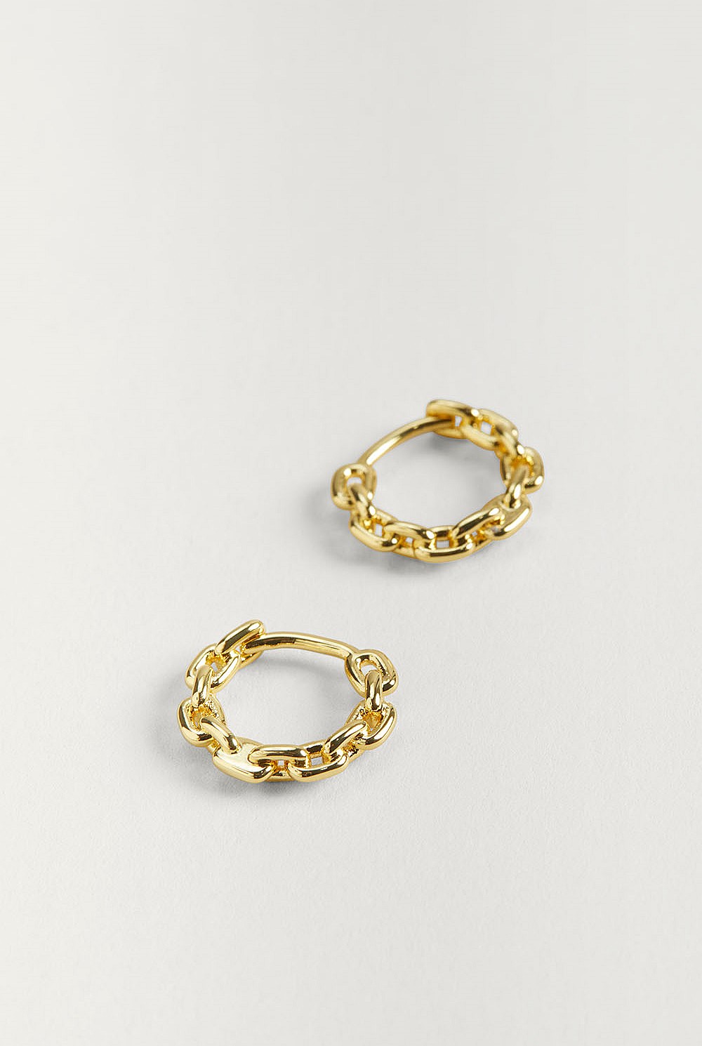 Gold Chain Sleepers - WOMEN Jewellery | Trenery