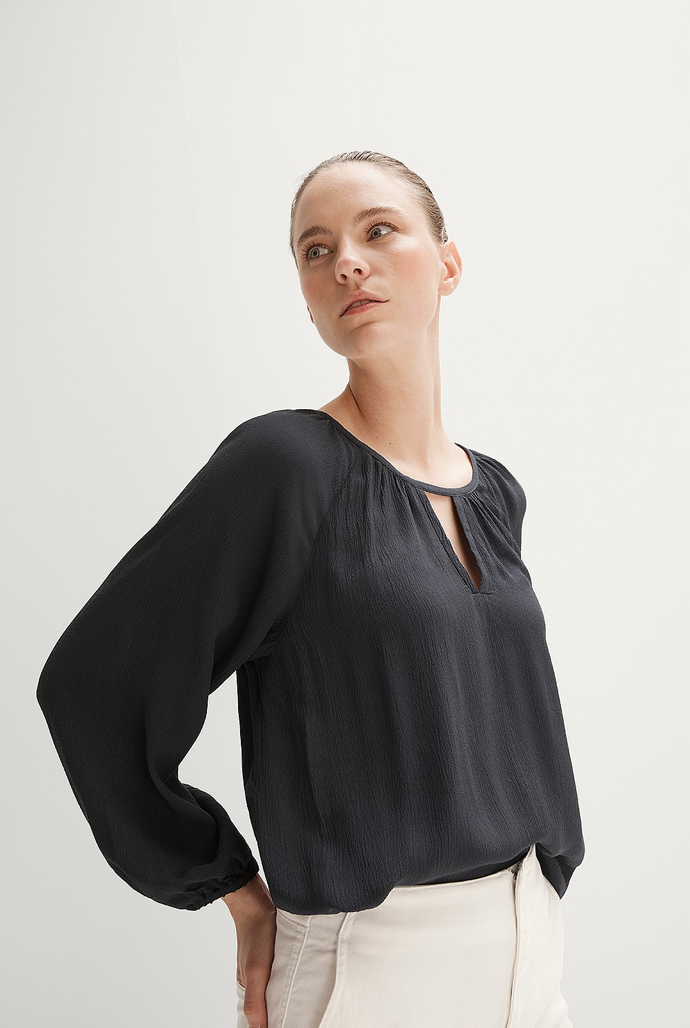 Night Sky Crinkle Vent Neck Blouse - WOMEN Shirts | Trenery