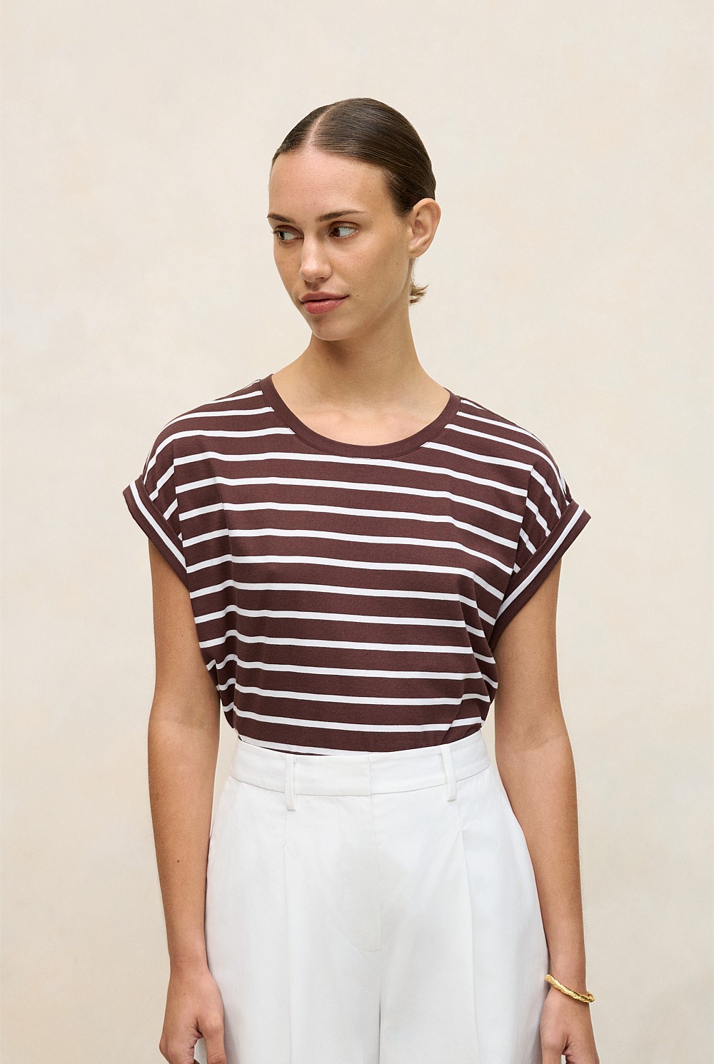 Espresso Stripe Cuff Sleeve T-shirt - WOMEN T-Shirts & Tops | Trenery