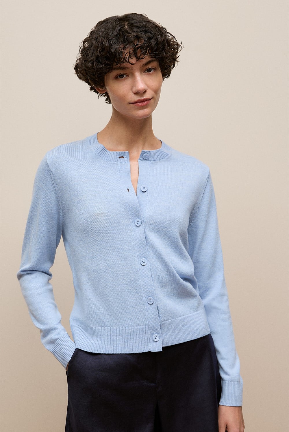 Sky Merino Classic Crew Cardigan - WOMEN Cardigans | Trenery