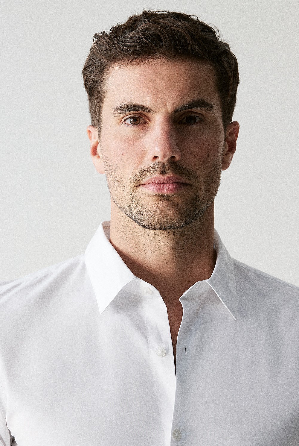 White Tailored Fit Poplin Smart Shirt - MEN Shirts | Trenery