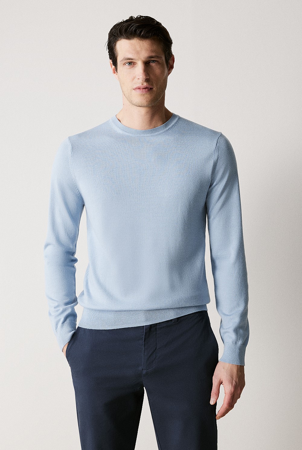 Pale Blue Australian Merino Crew - MEN Knitwear | Trenery