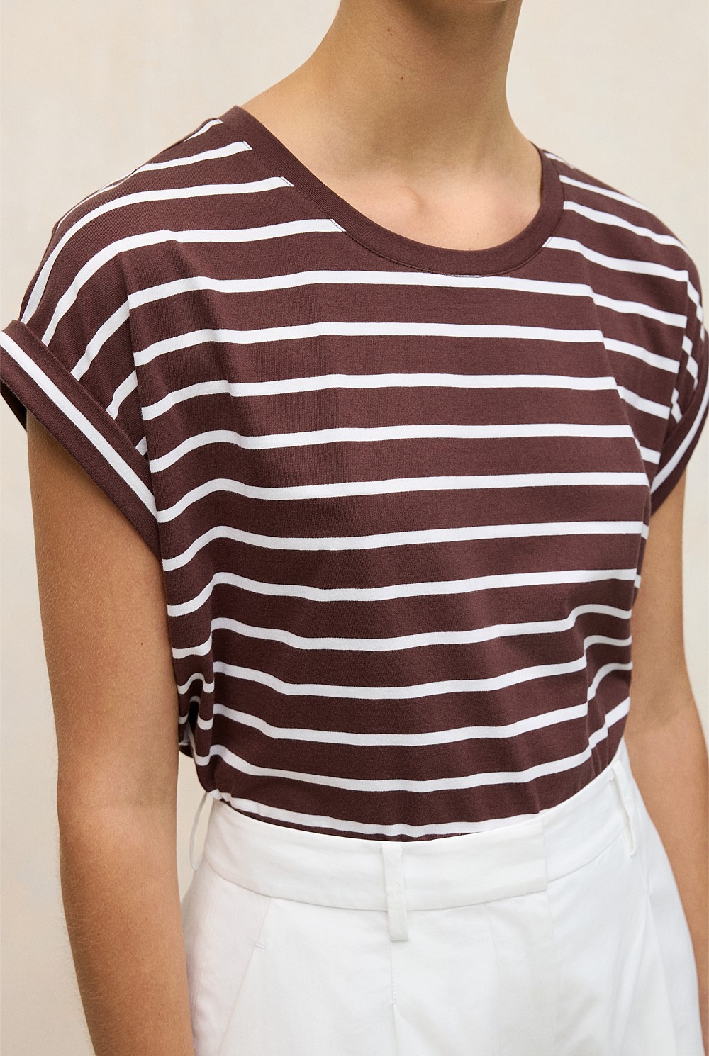 Espresso Stripe Cuff Sleeve T-shirt - WOMEN T-Shirts & Tops | Trenery